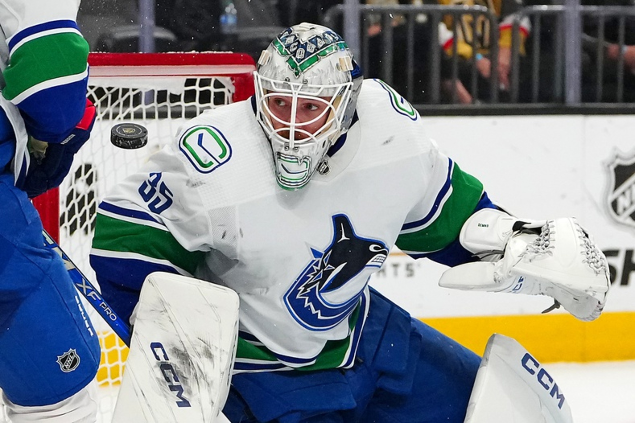 Canucks place 15th in Daily Faceoff’s NHL goalie tandem rankings