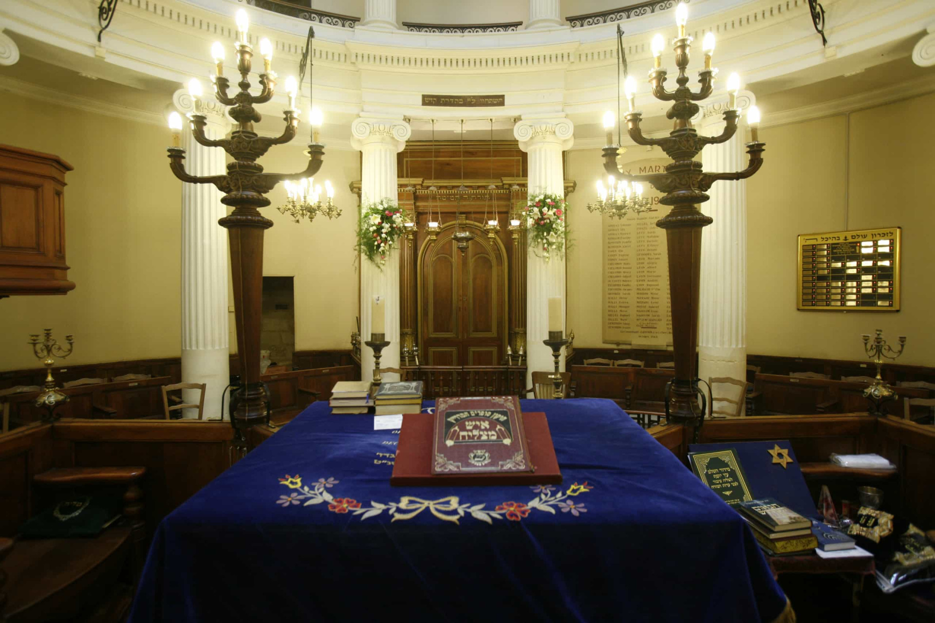 Historic synagogues from around the world