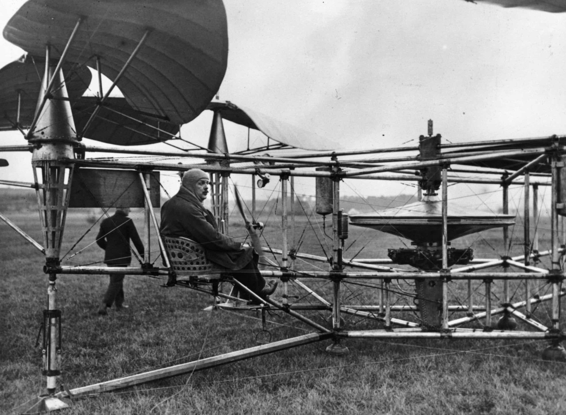 From da Vinci to the drone: a brief history of the helicopter