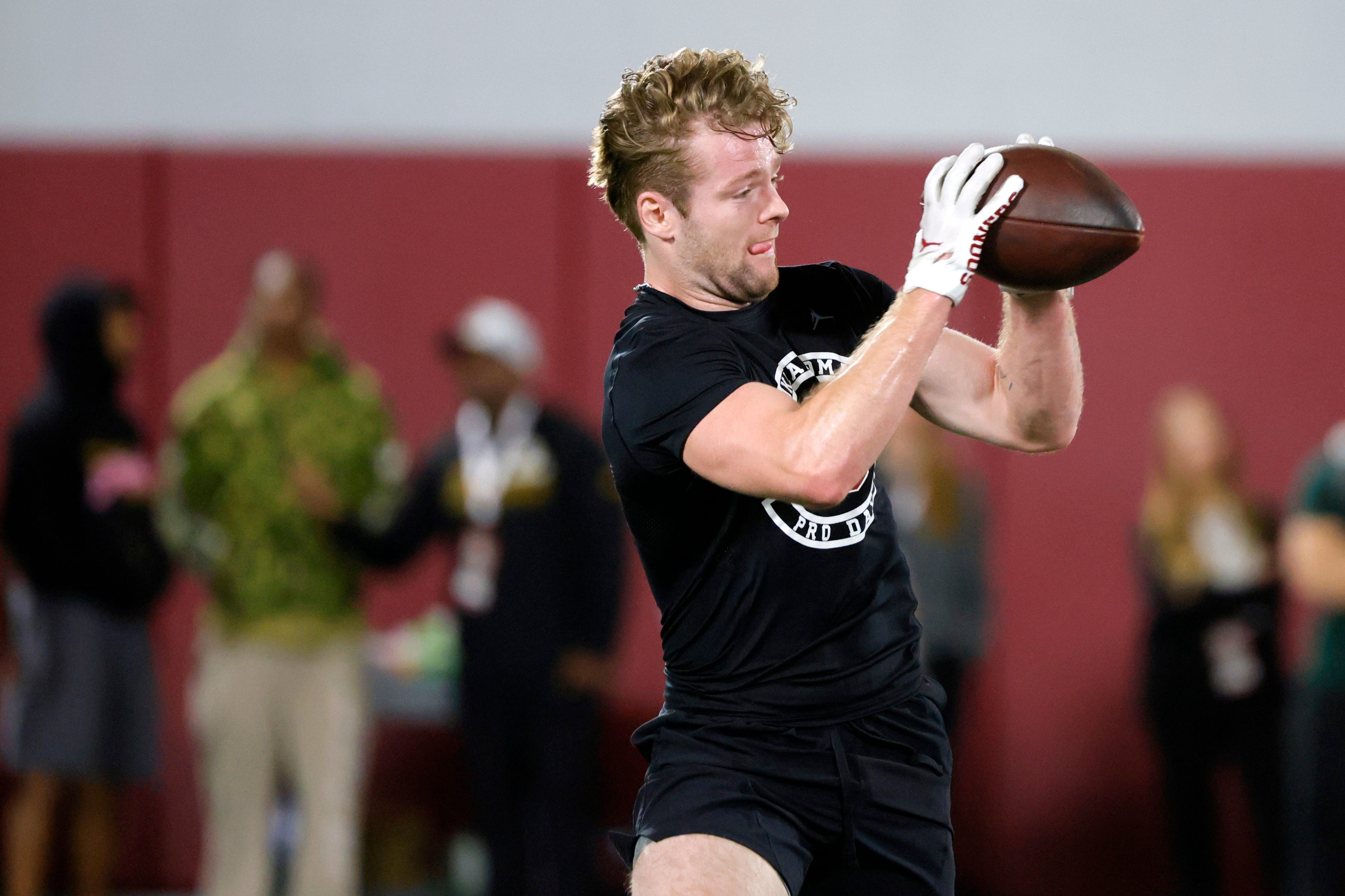 NFL suspends Drake Stoops, former OU football star, two games for PED ...
