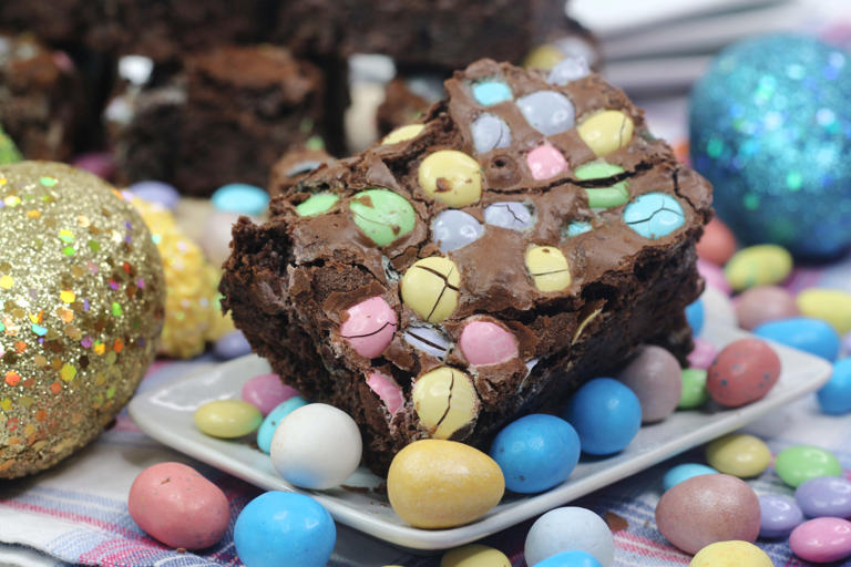 How to Make Easter Desserts: Springtime Brownies