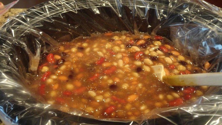 This Baked Beans Recipe Is Fabulous - Applewood Smoked Bacon And Maple ...