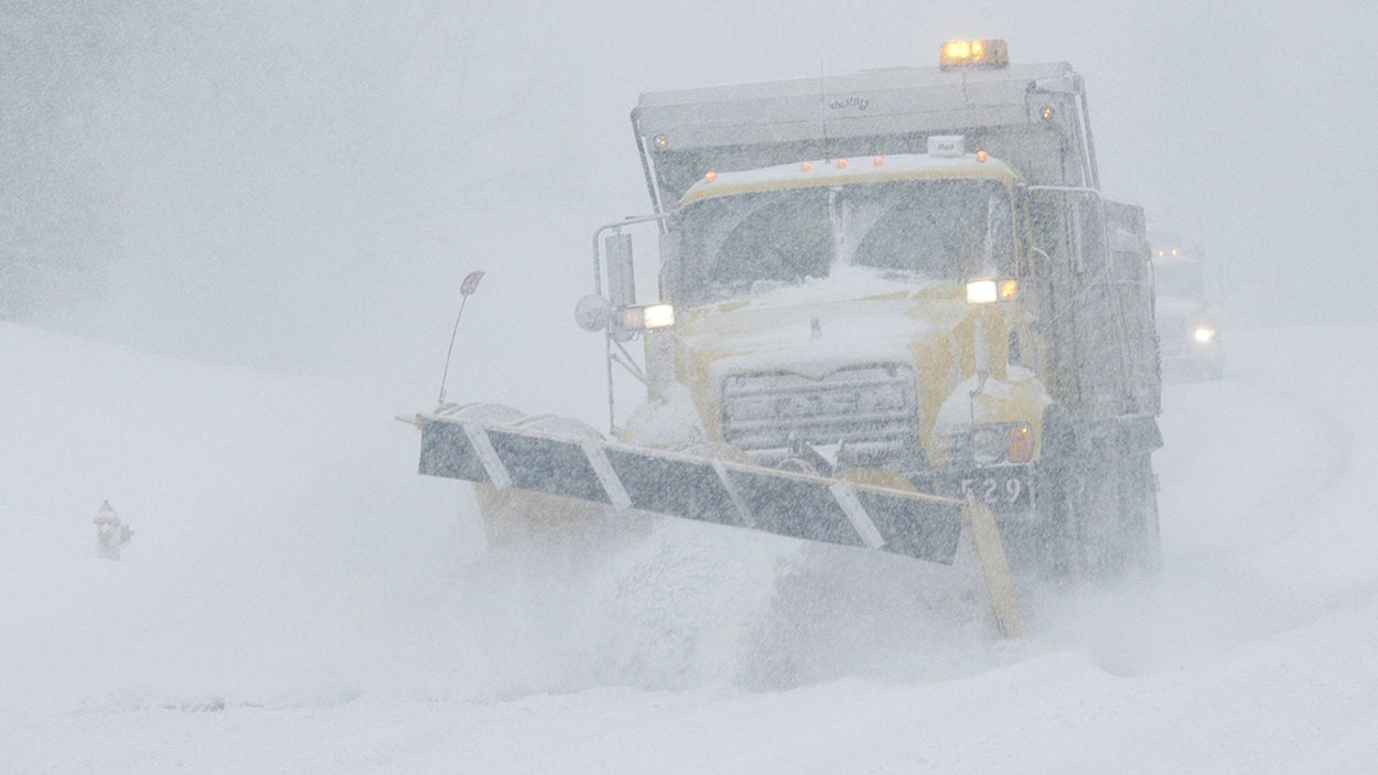Winter storm live tracker: Snowfall maps, current alerts, weather ...