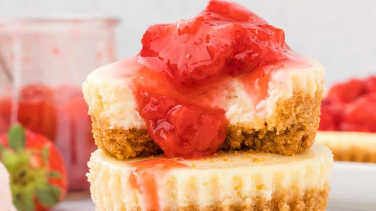 8 mini party desserts that are easy to serve on New Year’s Eve