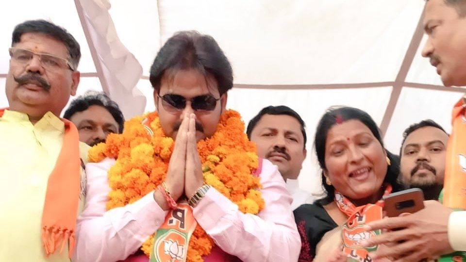 Bhojpuri Star Pawan Singh Likely To Contest Bihar Assembly Elections On ...