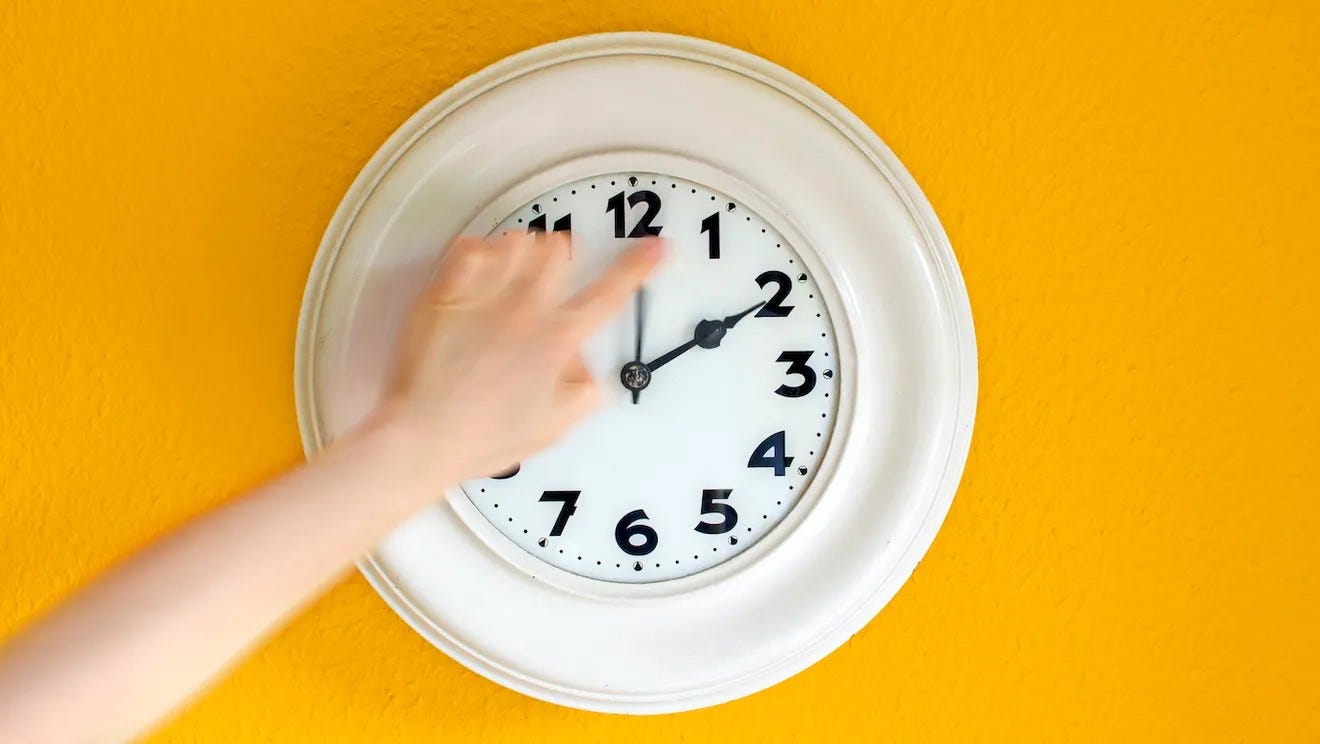 When do we spring forward? Here's when daylight saving time 2025 is in ...