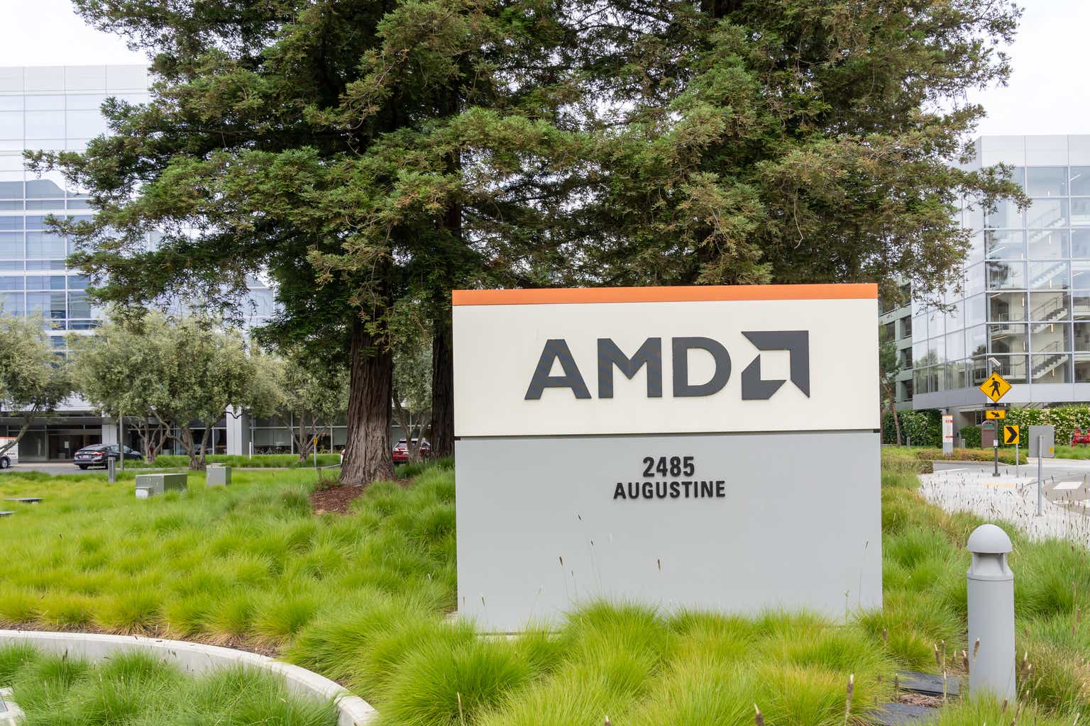 AMD could sell data center plants for as much as $4B: report