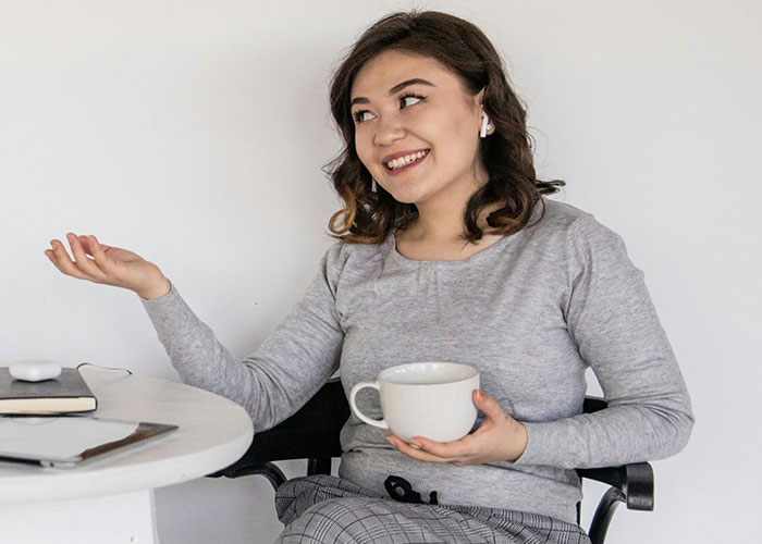 28 People Share Their ‘Weird’ Things And Ask If Others Do Them As Well
