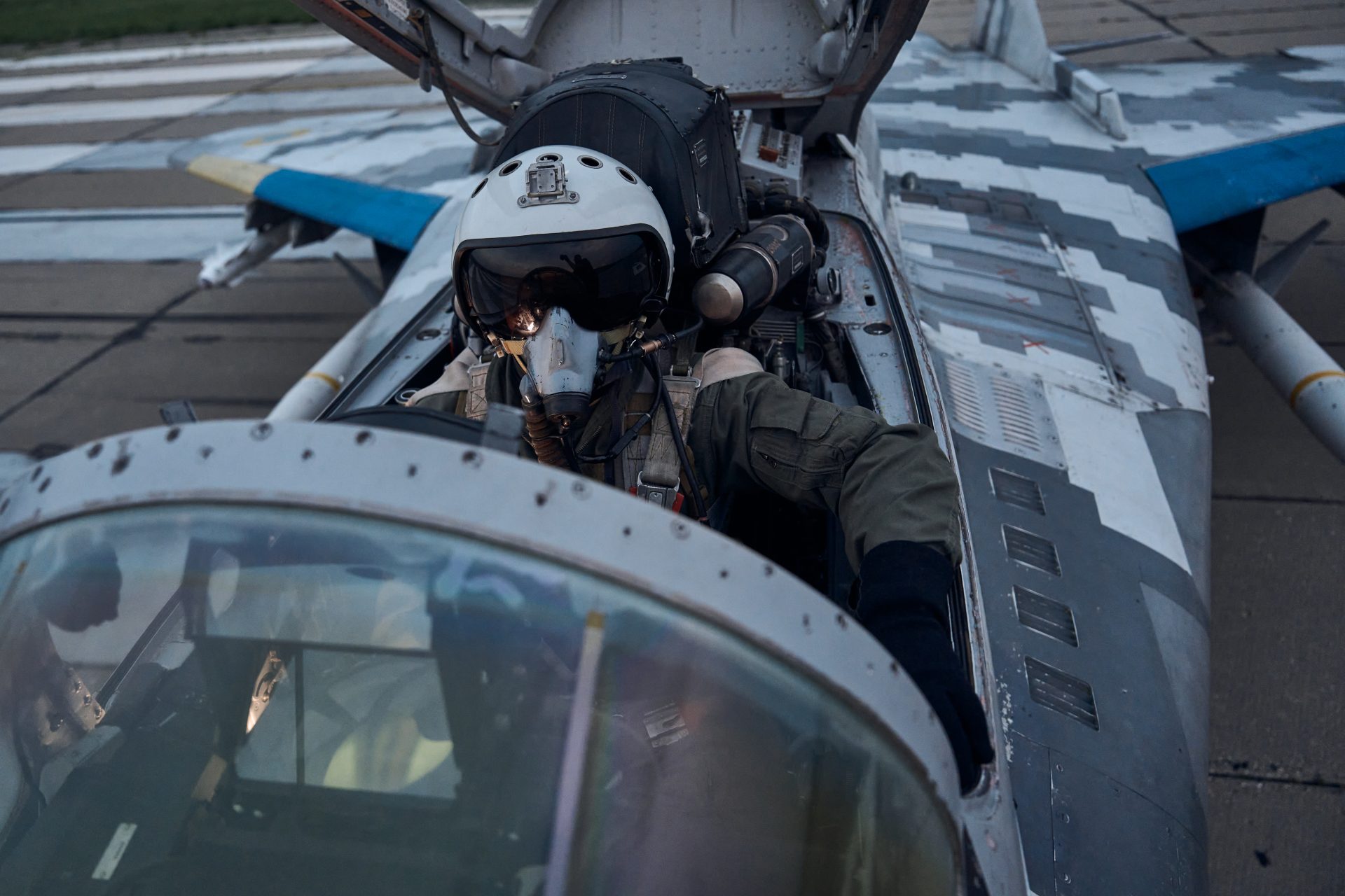 Ukrainian surprise attack: Russian command center destroyed