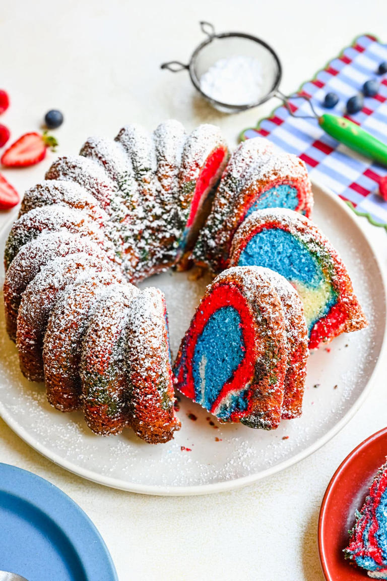 43 Easy Red, White and Blue Desserts for Patriotic Holidays