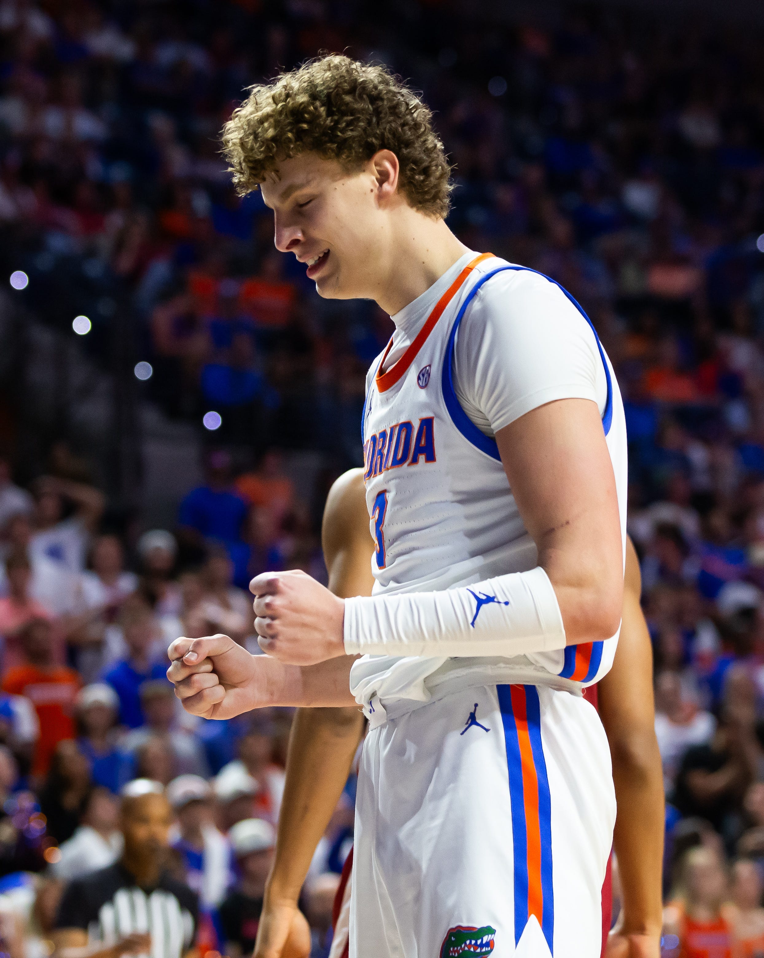 Florida basketball coach Todd Golden now says Micah Handlogten ...