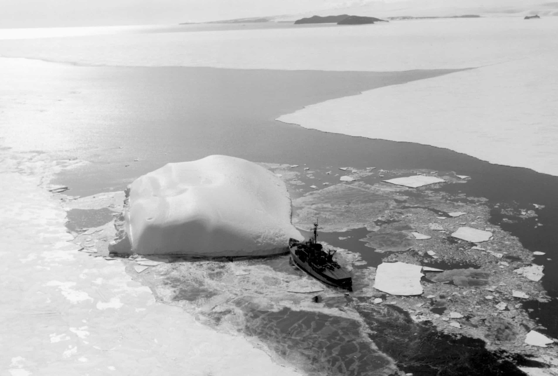 The awesome power of the ice breaker ship