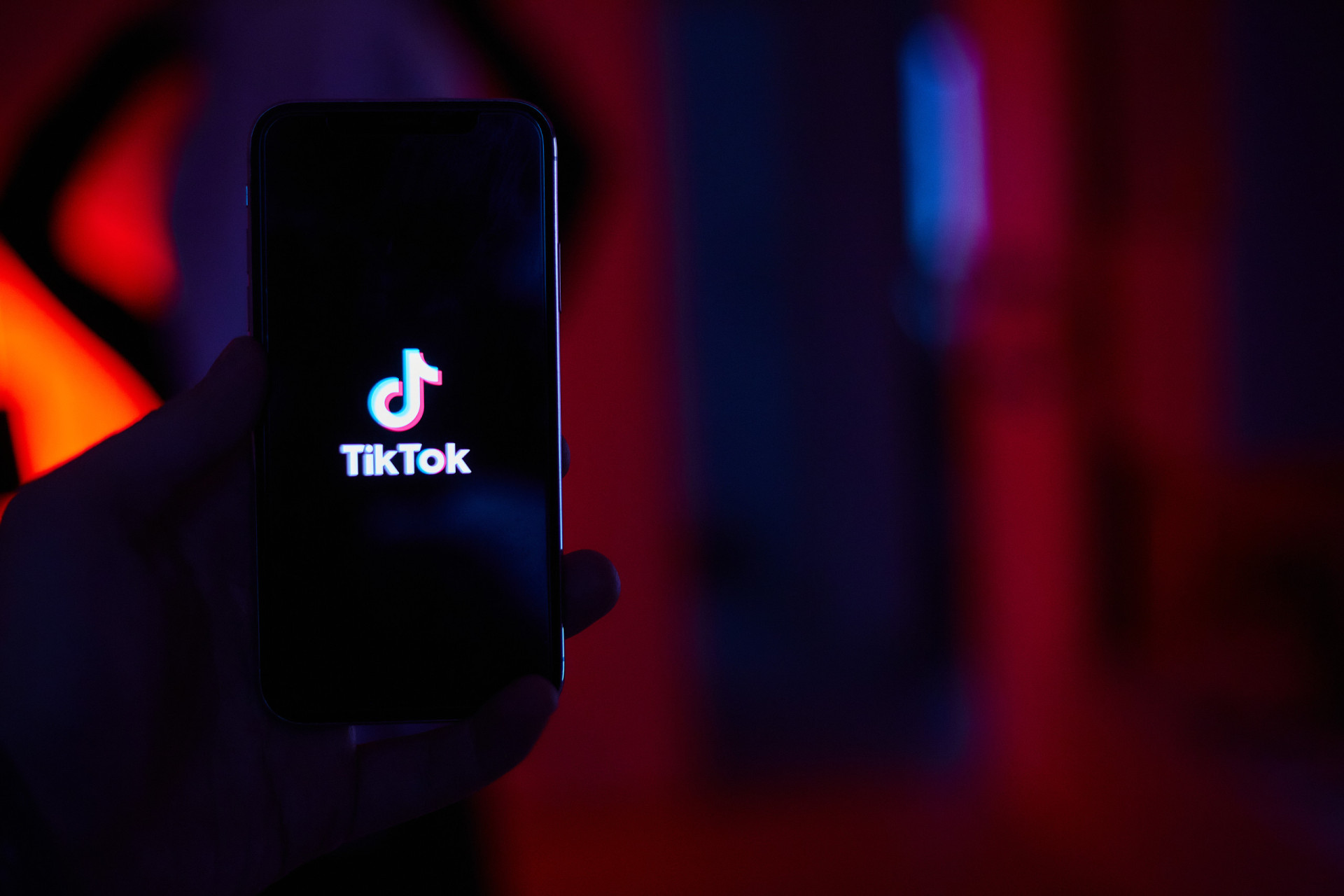 Veszélyes a TikTok?