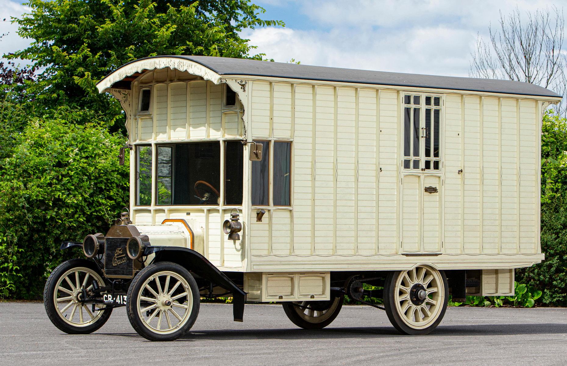 Vintage photos show the fascinating history of RVs