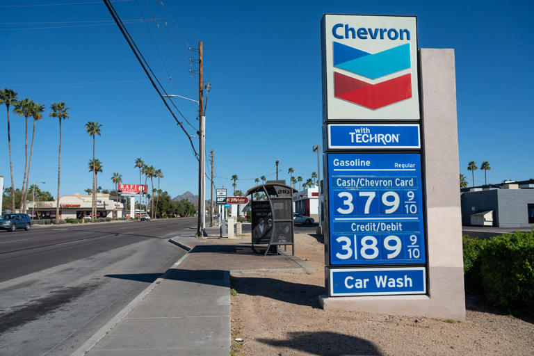 Houston-based Chevron to lay off 200 Texas employees mid-July, WARN ...