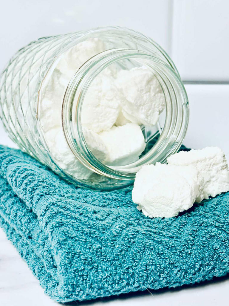 Easy DIY toilet cleaner tablets