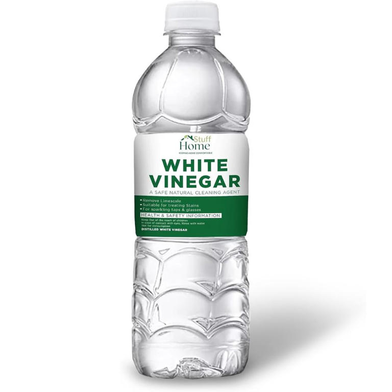 How to use white vinegar in your garden – 7 ingenious ways of using this natural cleaning agent