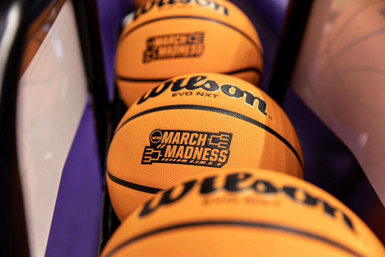 March Madness bracket 2025: Print your NCAA tournament bracket here ...
