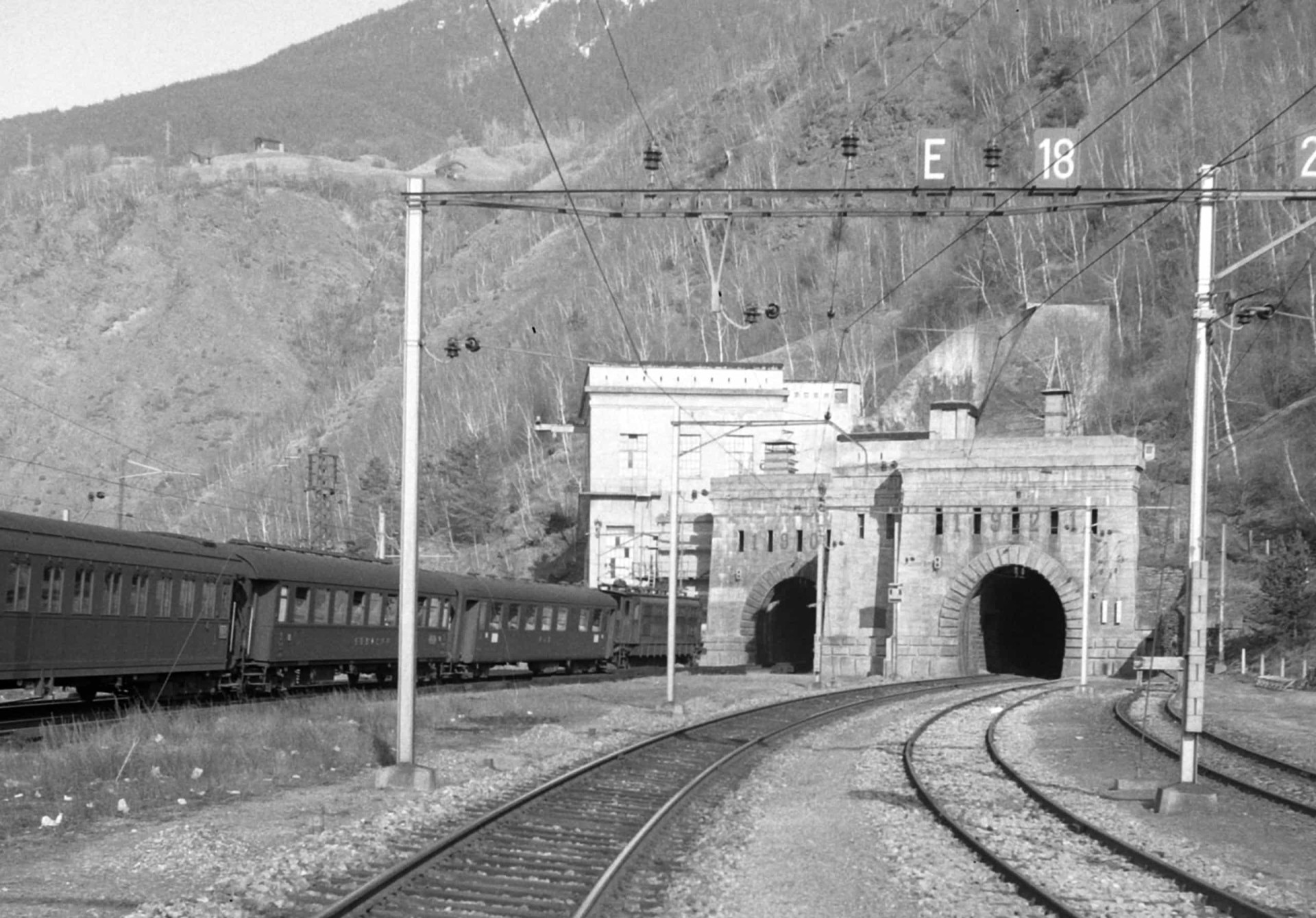 Tunnel vision: how they built some of the world's most amazing railway ...