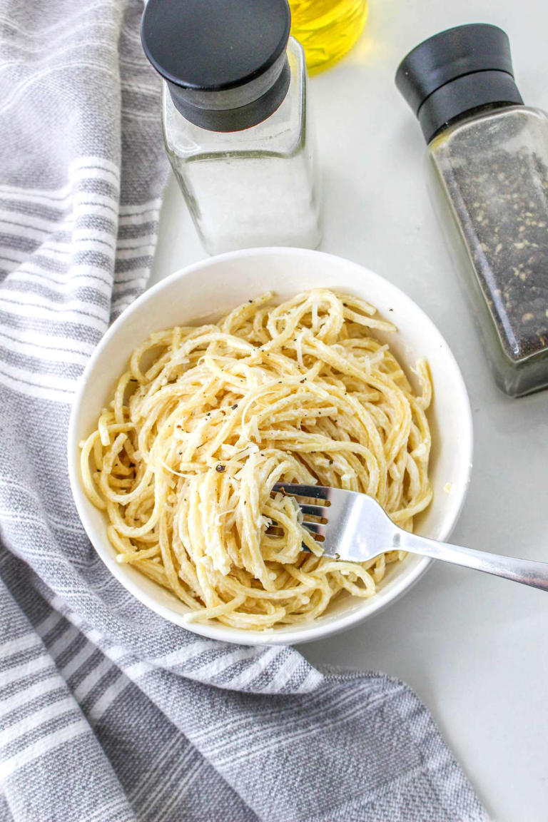 Easy creamy cream cheese pasta recipe