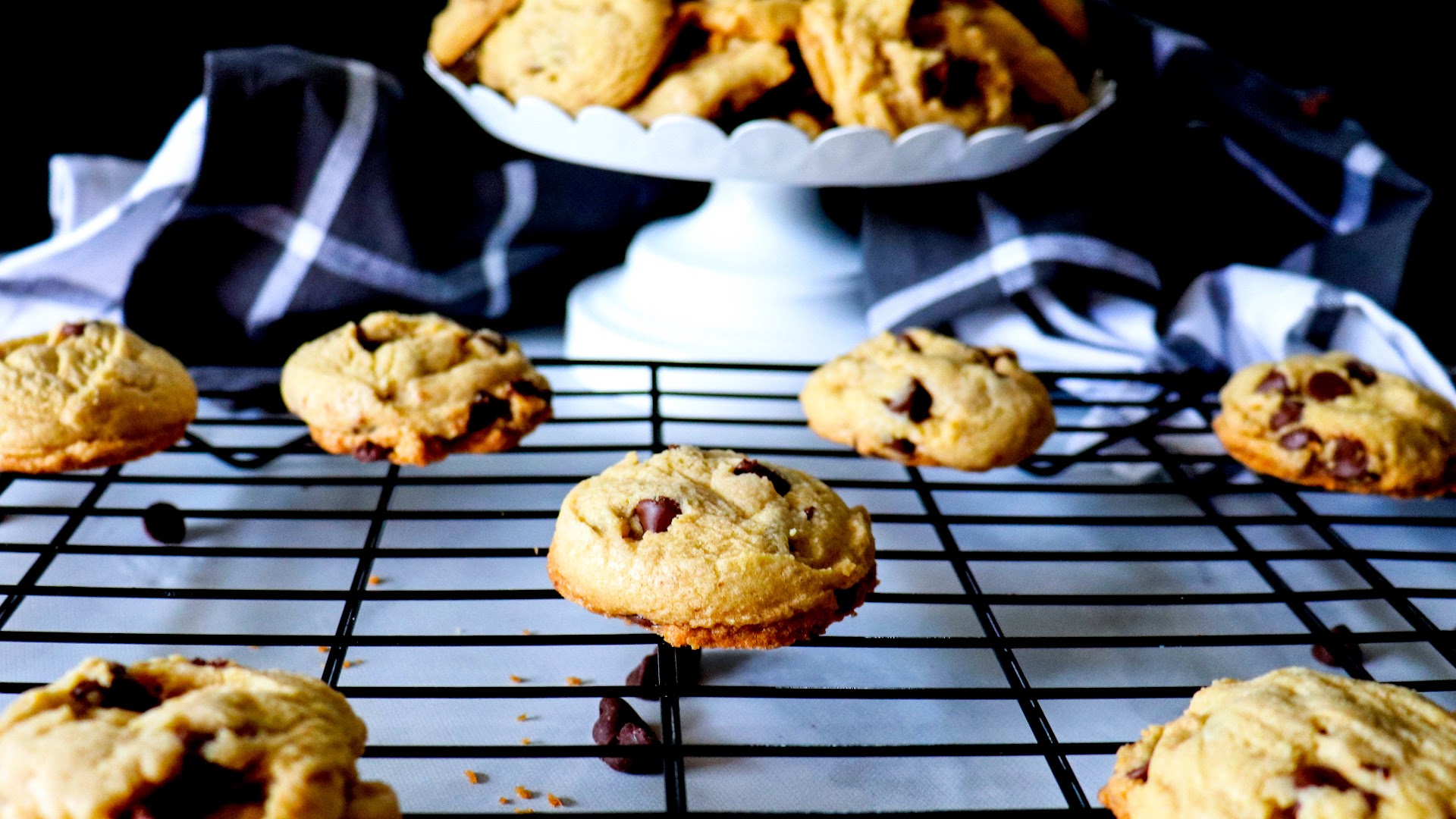 Vanilla Pudding In My Chocolate Chip Cookies?! Best Chocolate Chip Cookies