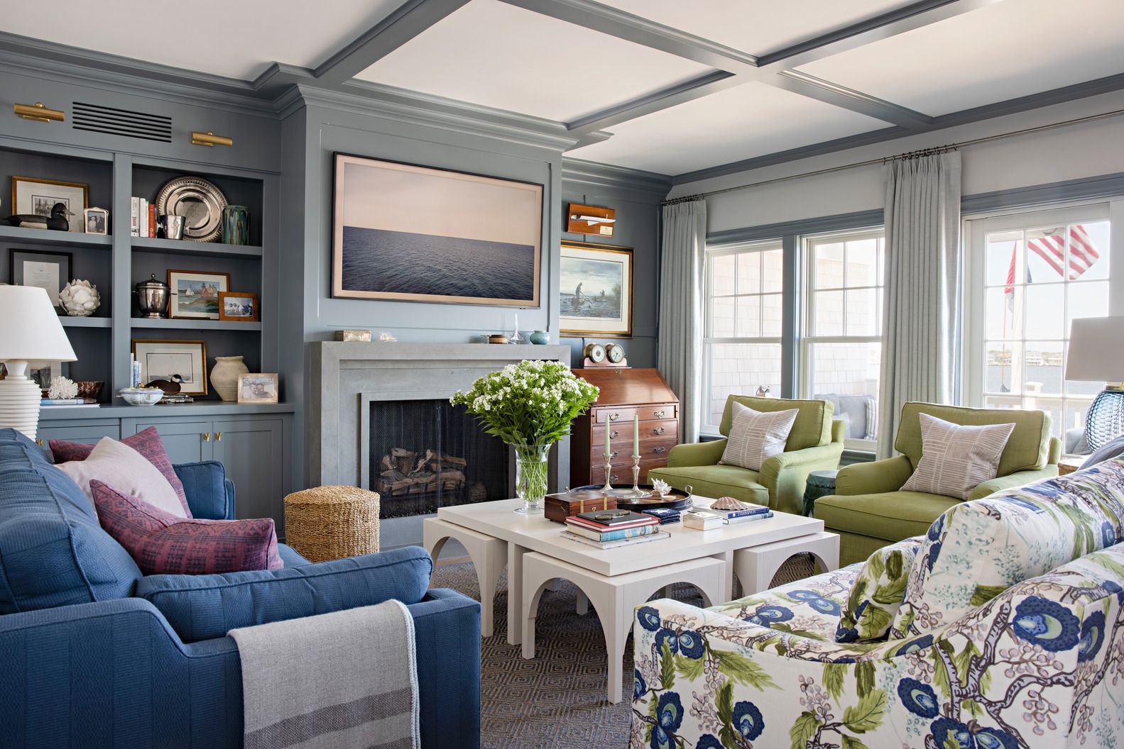 12 Chic Ceiling Details That Give a Room Instant Character