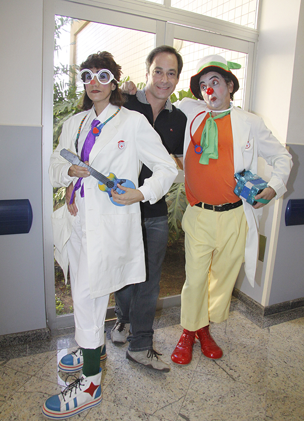 Bem-vindo ao circo! Confira os famosos que já fizeram papel de palhaço ...