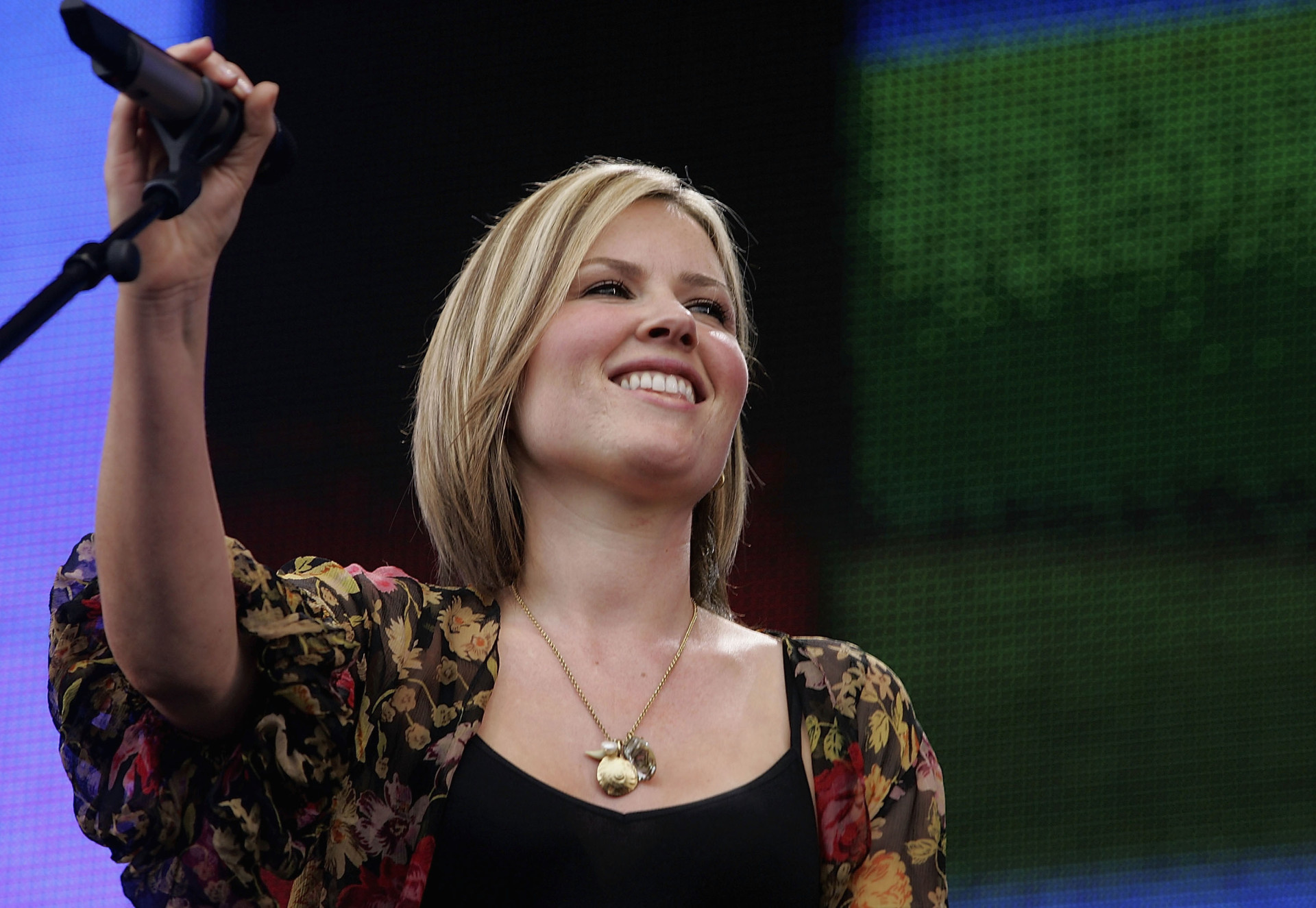 These celebrities have the strangest middle names