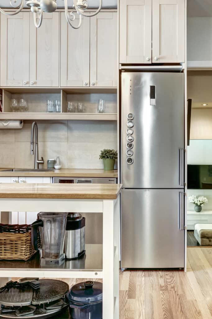 Top Energy Saving Tips To Save Electricity In The Kitchen