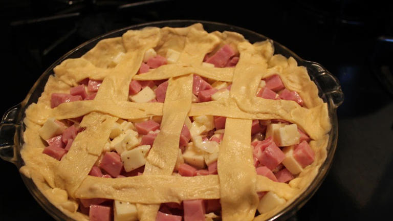 The Entire Kitchen Crew Gobbled This Ham And Cheese Pie Up In No Time