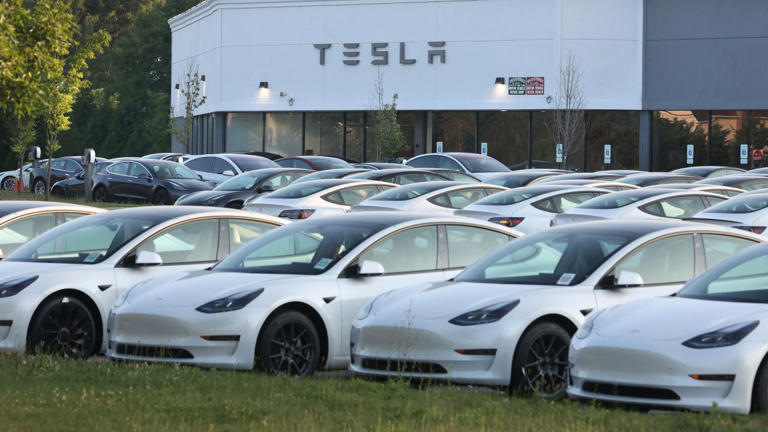 Tesla recalls more than 218K vehicles over rearview image issue that ...