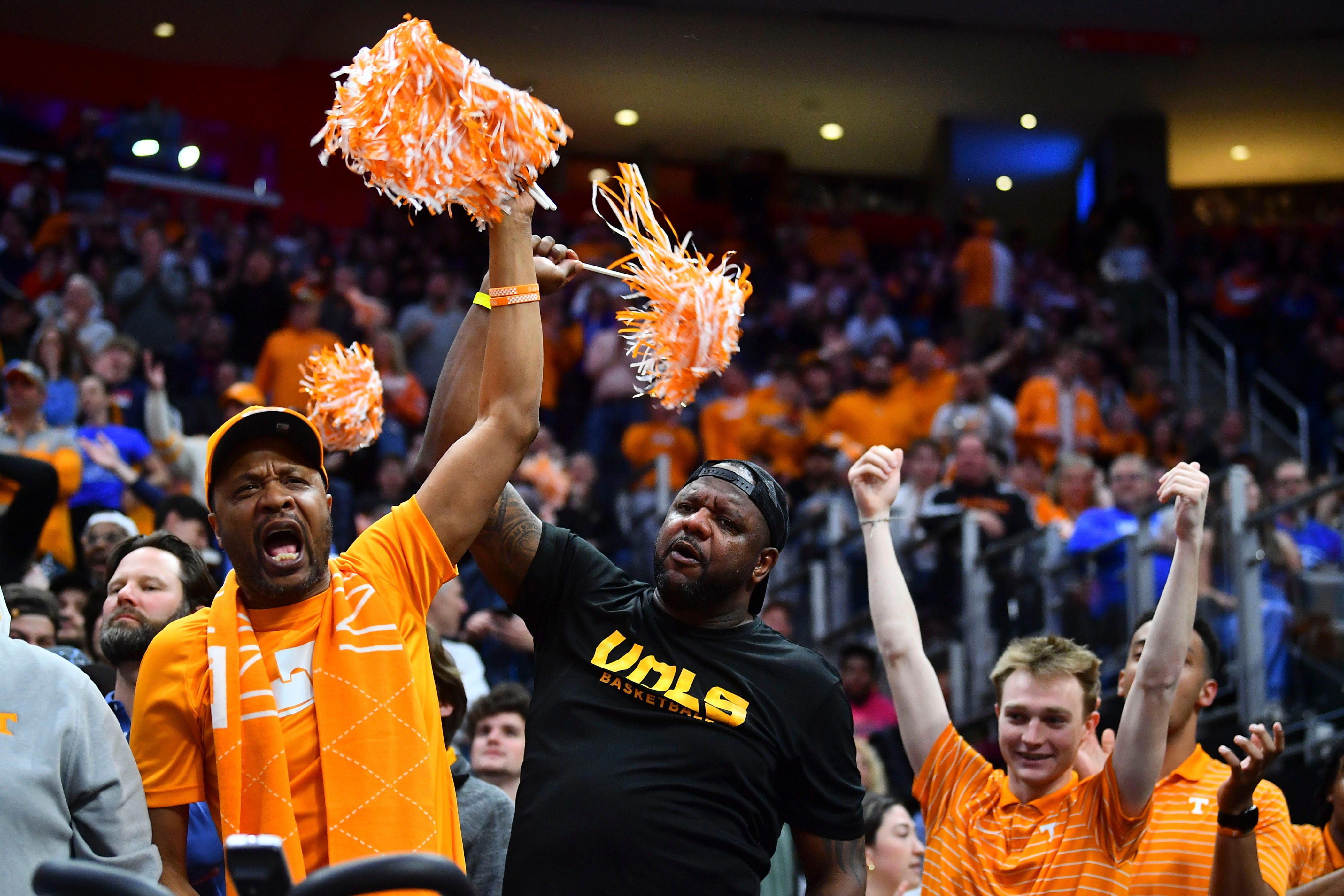 Pearl-Cohn, Vols basketball great Ron Slay named to Tennessee Sports ...