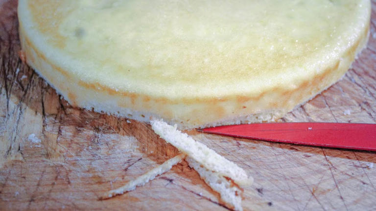 Light And Creamy, This Layer Cake Recipe Is Bursting With Lemon Flavor ...