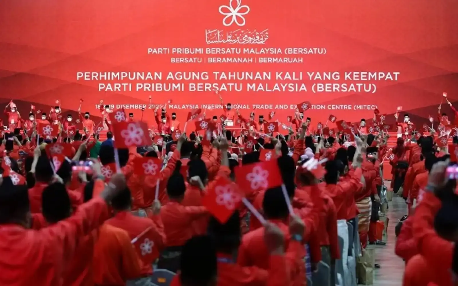 Bersatu rep rubbishes claim party polls a proxy war between Hamzah, Azmin Bersatu rep rubbishes claim party polls a proxy war between Hamzah, Azmin