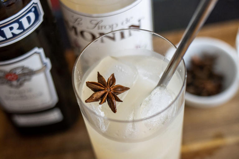 Mauresque Cocktail Recipe - Easy & Delightful