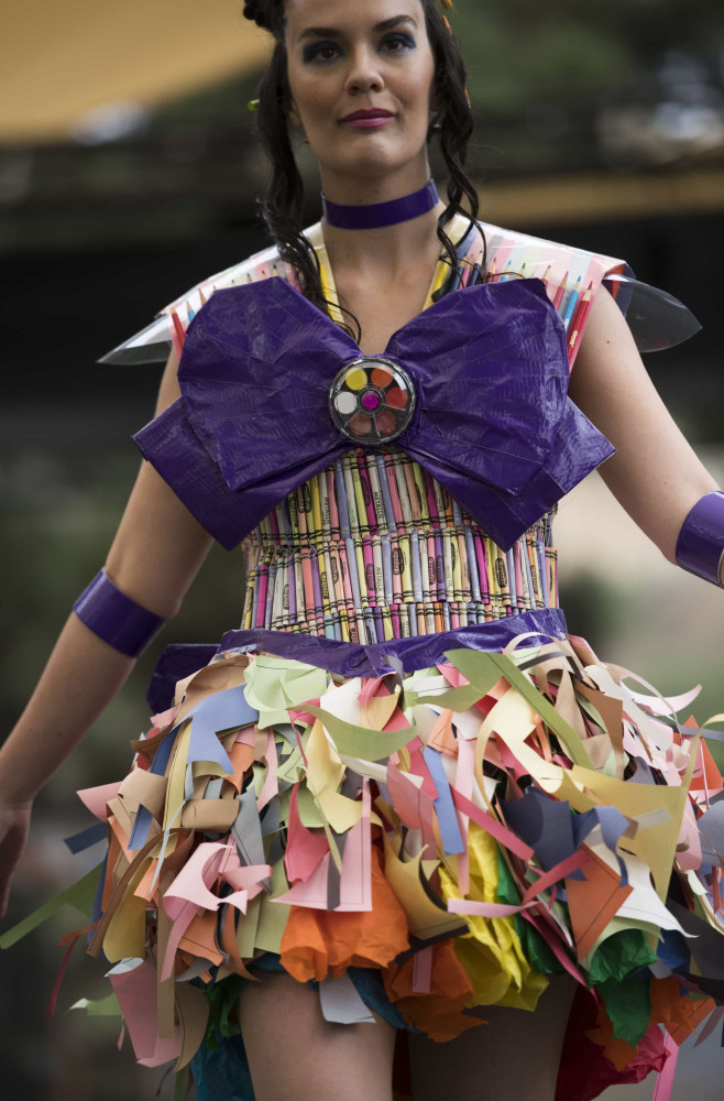 Amazing things you can do with duct tape