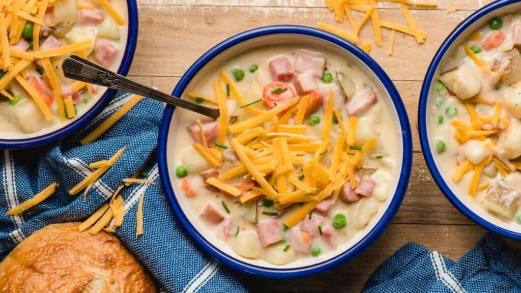 25 Cozy Soup Recipes Perfect for Chilly Evenings