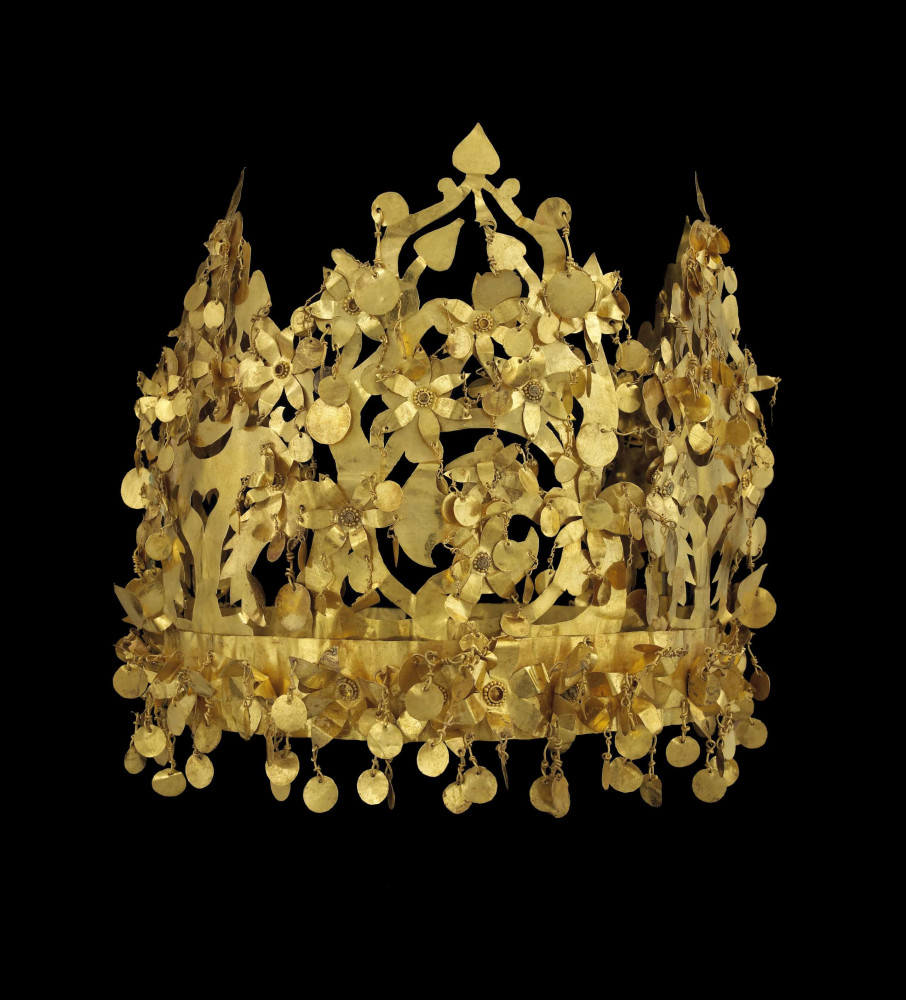 Spectacular royal crowns fit for heads of state