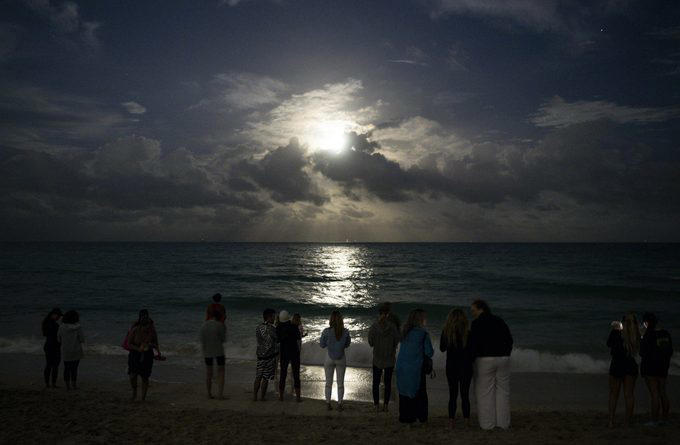 What Is a Supermoon—and When Can You See It in 2025?