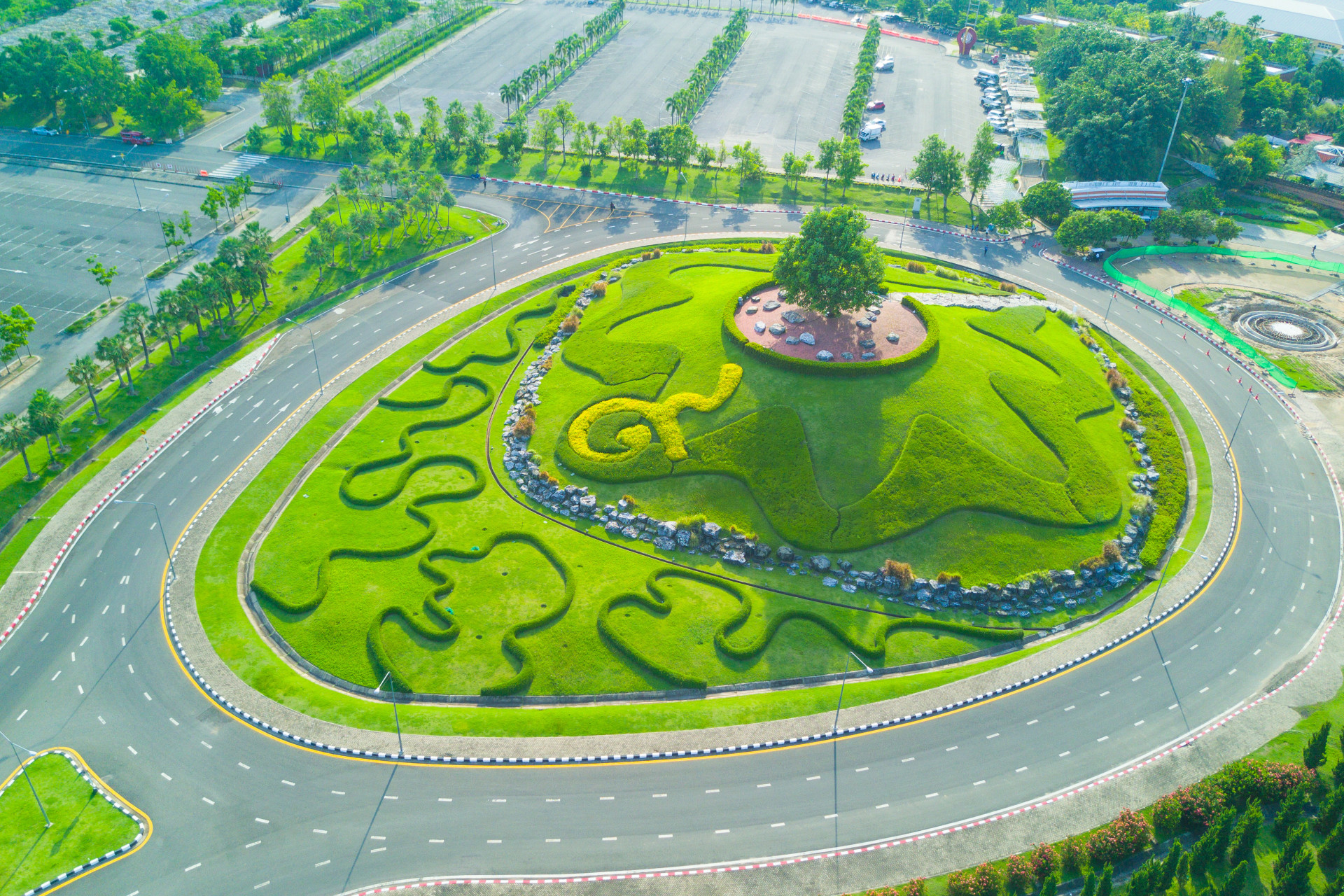 Empruntez les ronds-points les plus impressionnants du monde