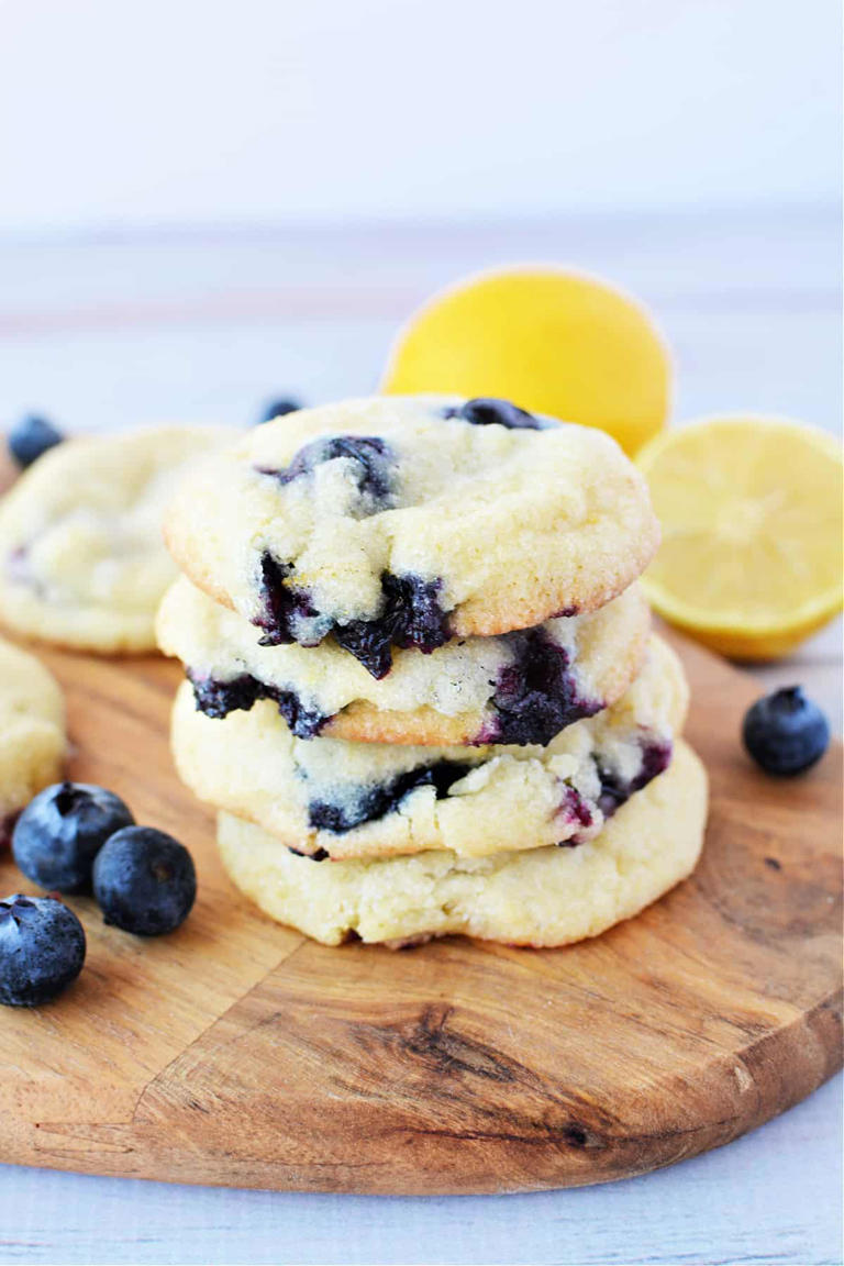 You'll Love These Lemon Blueberry Cookies