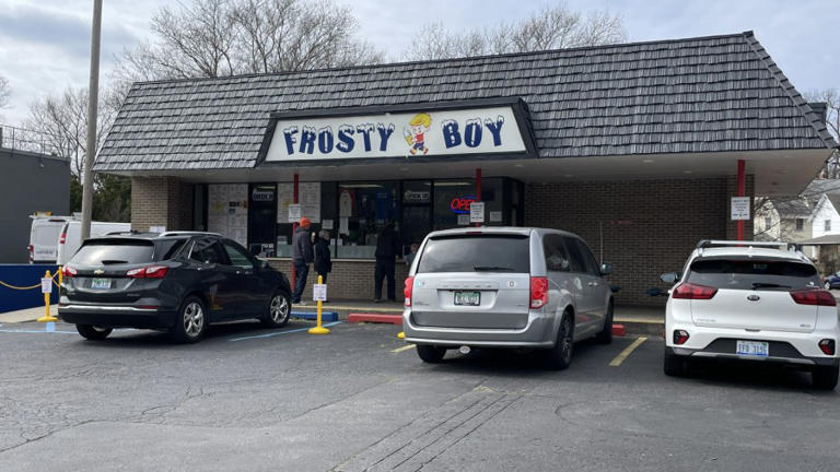 ‘Another year of ice cream’: Frosty Boy Grand Rapids opening for the season