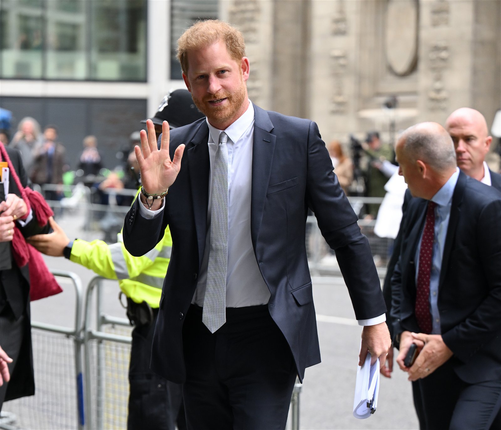 “Nothing has changed”- Palace Insider Reveals Prince Harry’s Worsening Situation Back Home, King ...