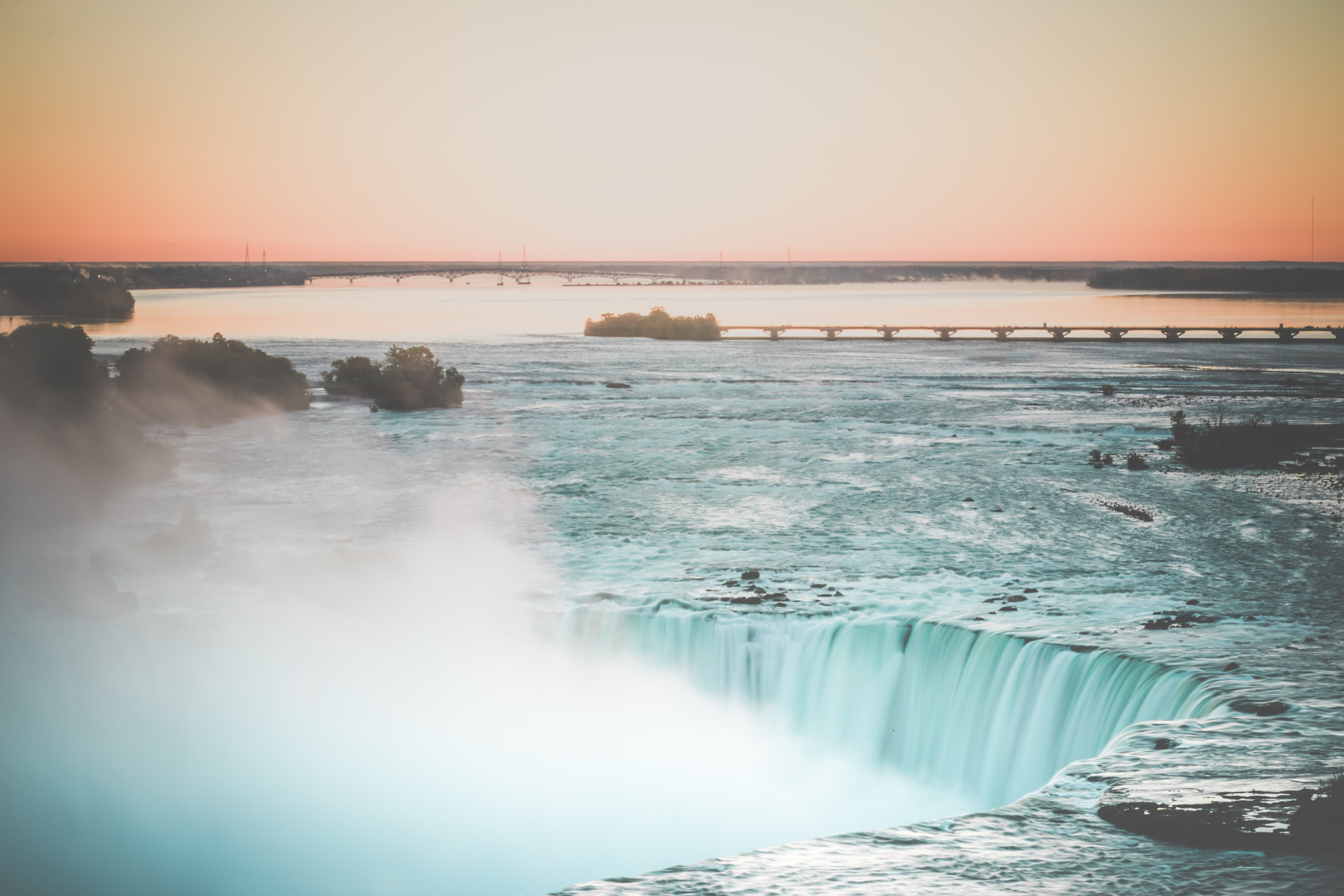 The craziest daredevils to go over the Niagara Falls