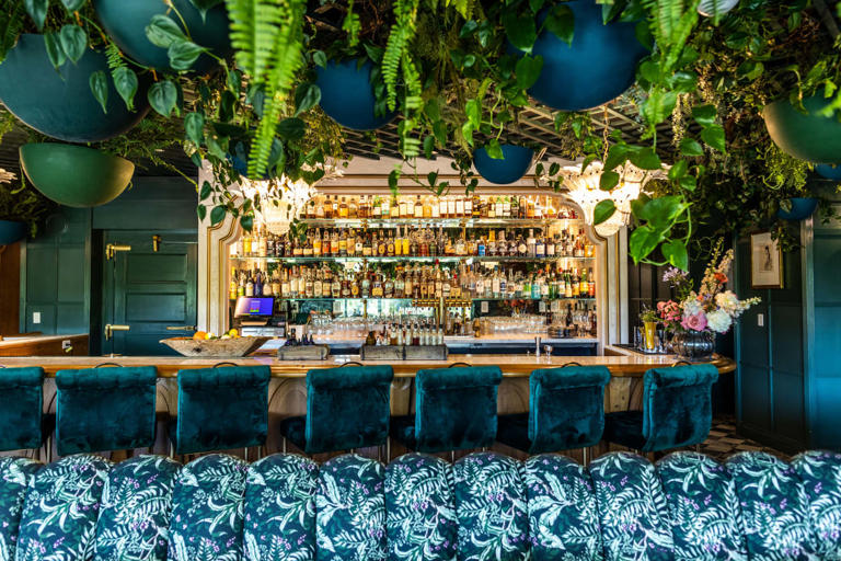 The Most Romantic Restaurants In Austin