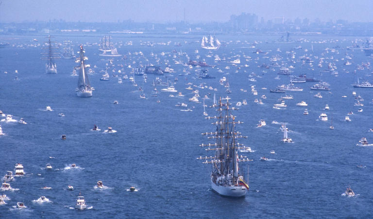 Biggest Ever Flotilla of Ships to Sail into New York for 250th ...
