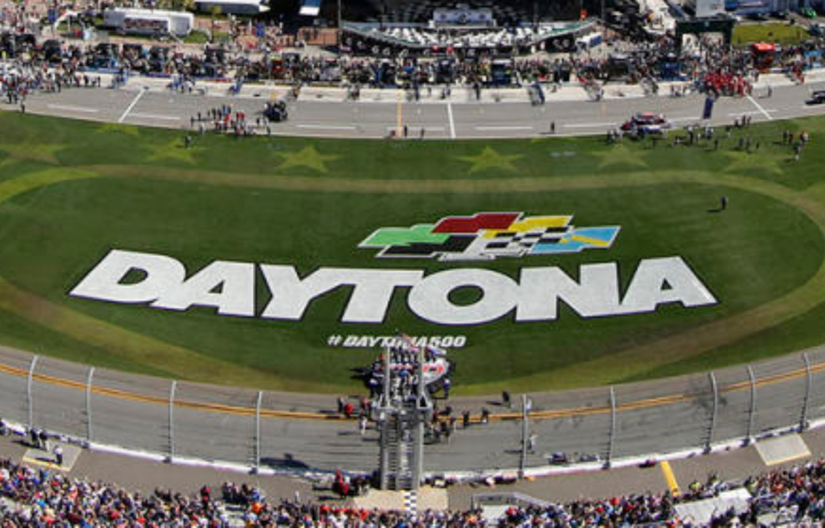 NASCAR's Finest Tracks: Unveiling 10 Hidden Racing Gems NASCAR's Finest Tracks: Unveiling 10 Hidden Racing Gems
