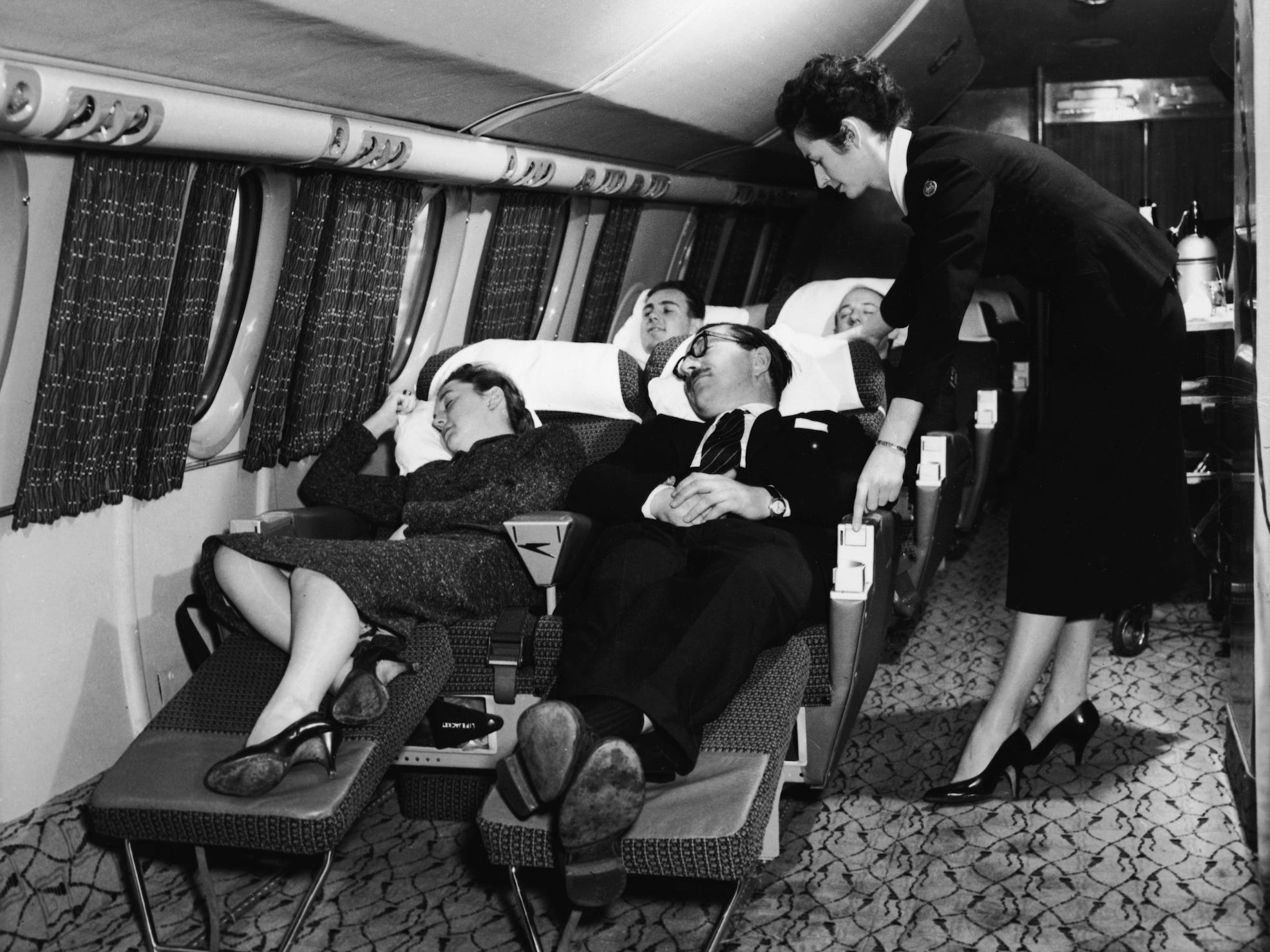 Vintage photos show how flying first class has changed over the past 70 ...