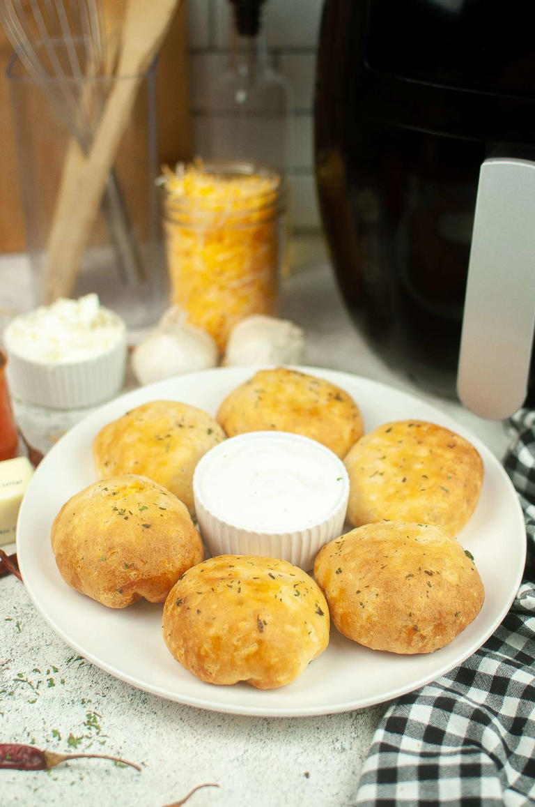 Easy Air Fryer Buffalo Chicken Bombs Recipe