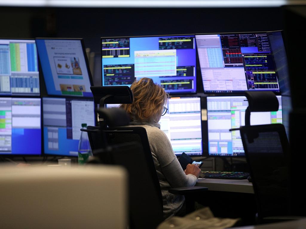 Dax baut Gewinne aus - Lage im Nahen Osten bleibt fragil